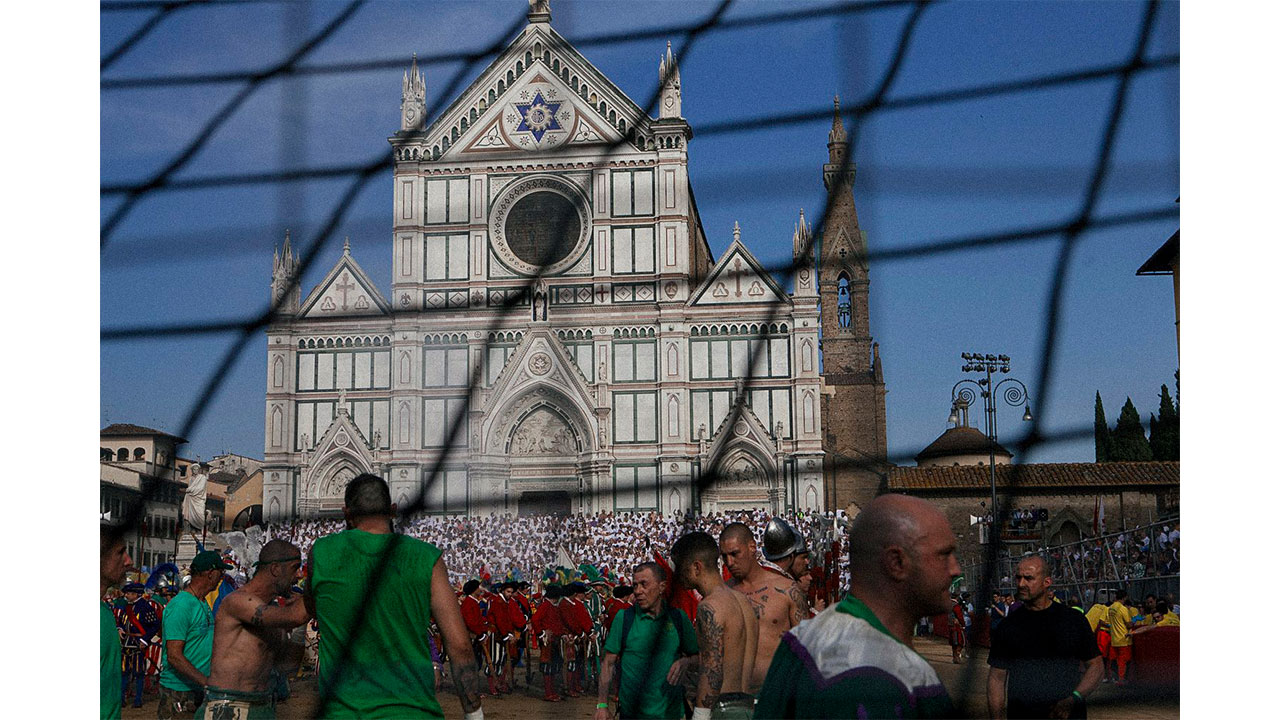 Calcio Storico Fiorentino: The football game with no rules - ICON