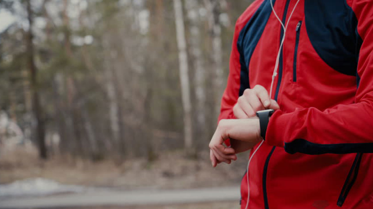 The 10 best smart watches to keep you on track - ICON