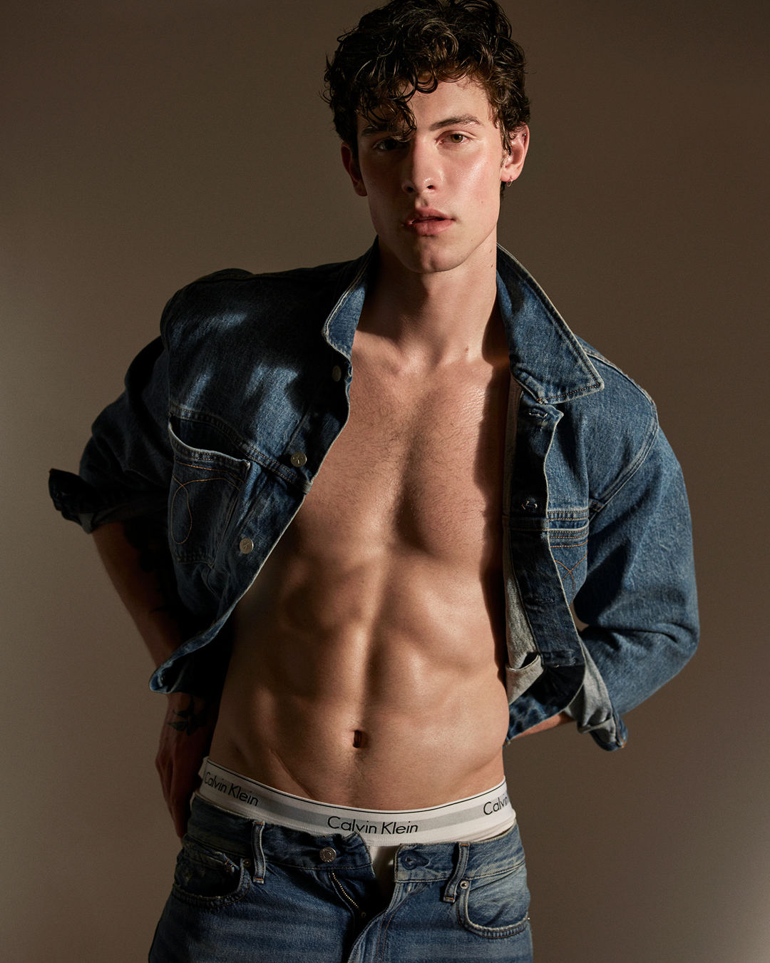 Shawn Mendes breaks the internet in latest Calvin Klein campaign - ICON