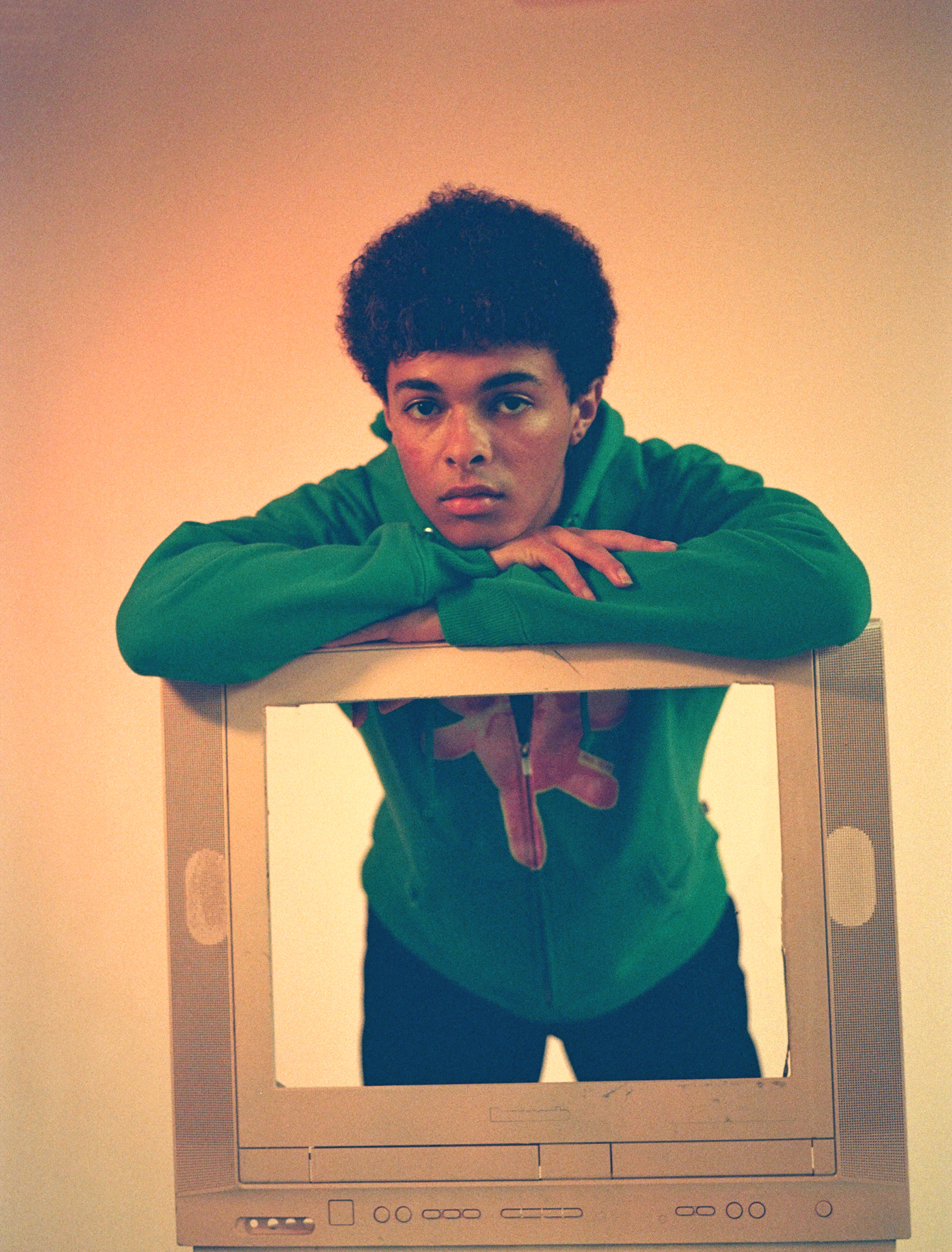 ISAAC DUNBAR - LEAD PRESS SHOT - ICON