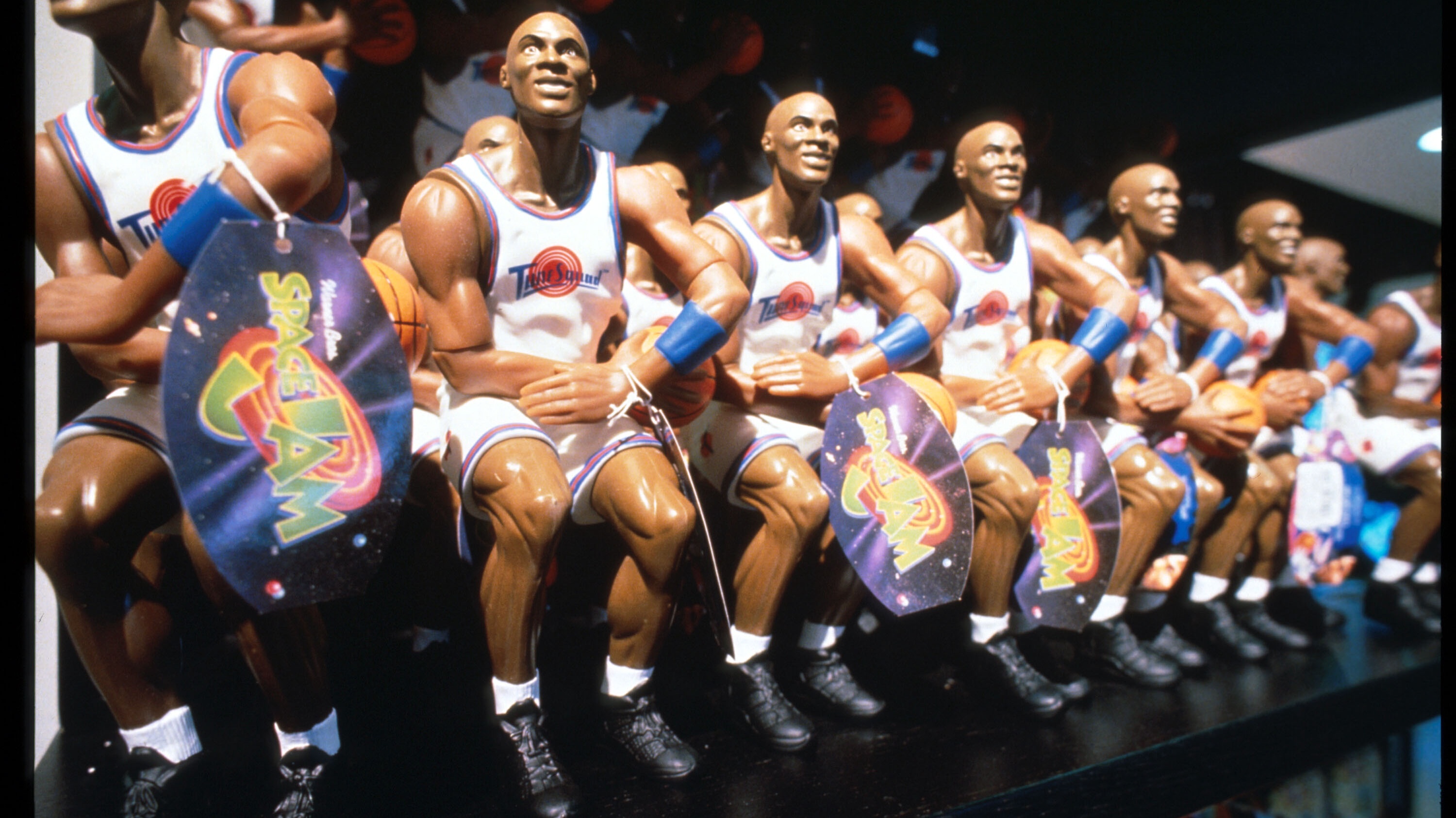 Space Jam 2 Takes Jordan vs Lebron Debate To Another Level