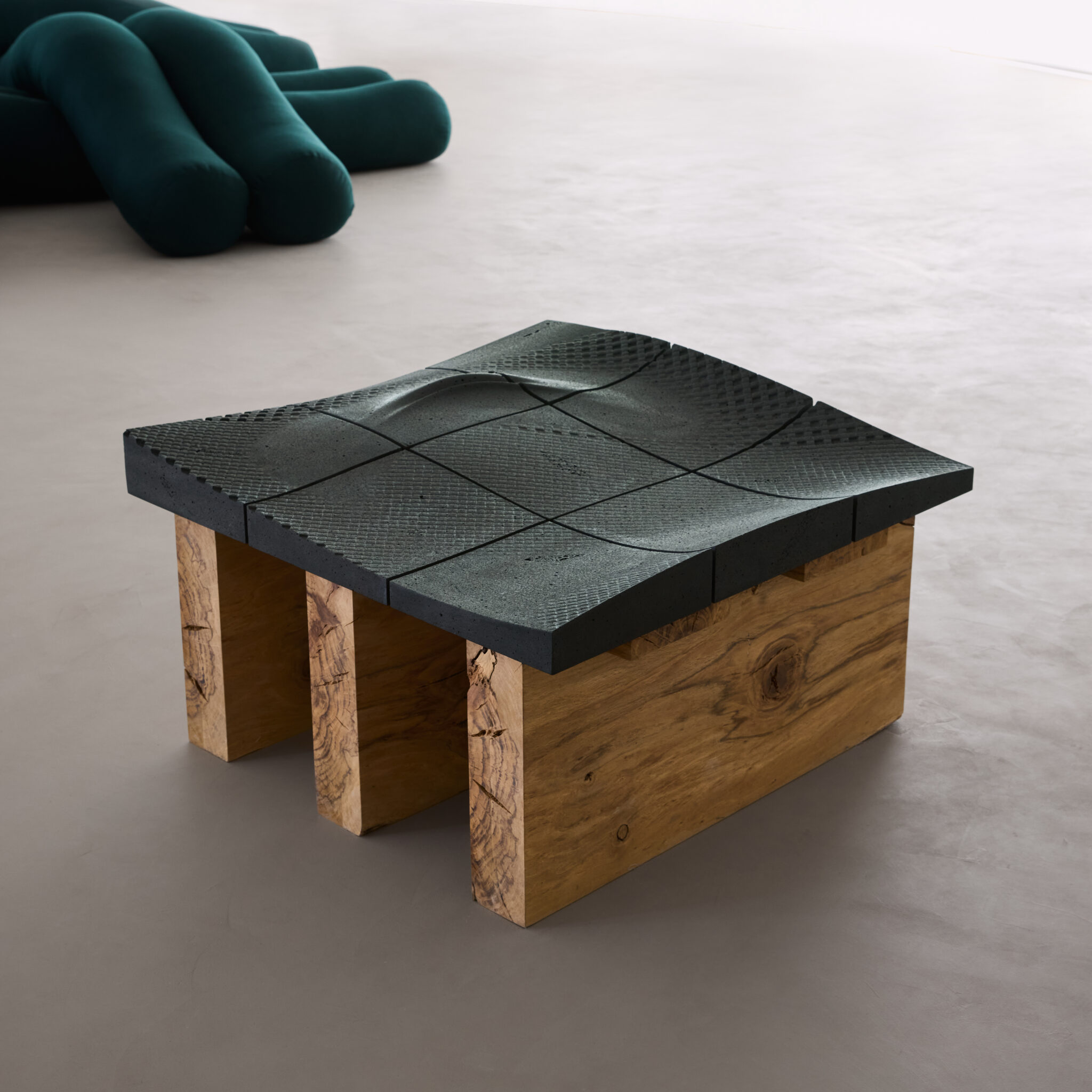 How Bottega Veneta's Iconic Woven Leather Technique Inspired Creatives ...