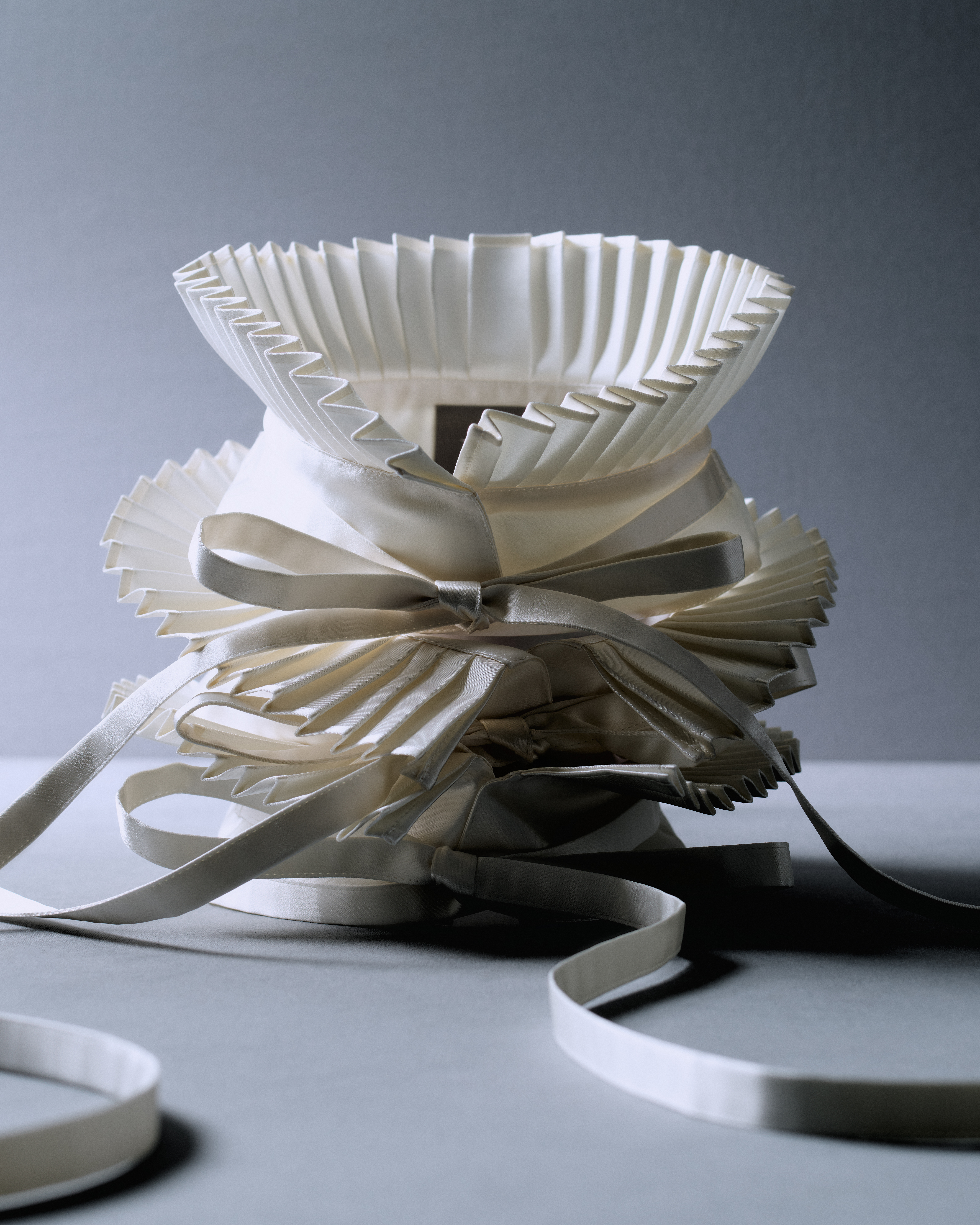 DIOR MEN WINTER26-27_SHOW INVITATIONS BY JEAN-MARIE BINET (3) - ICON
